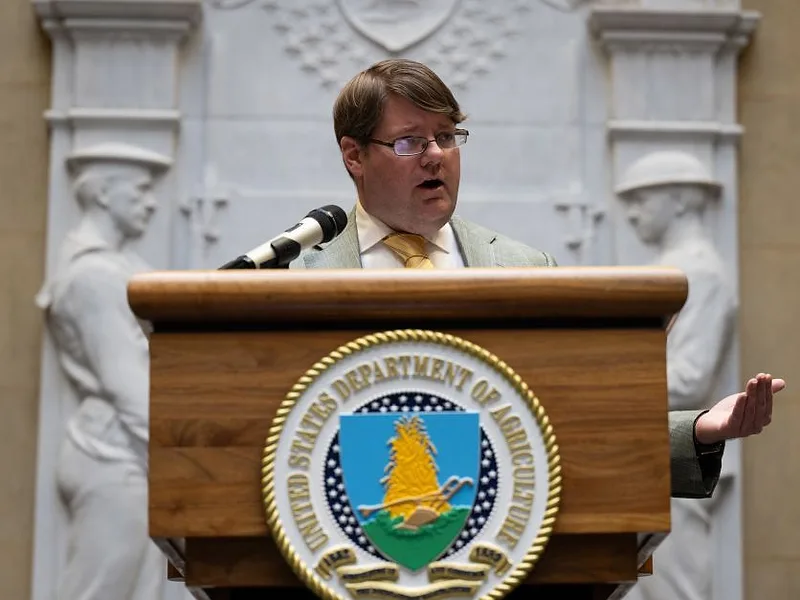 Vaden, union clash over relocation of food and nutrition employees ...